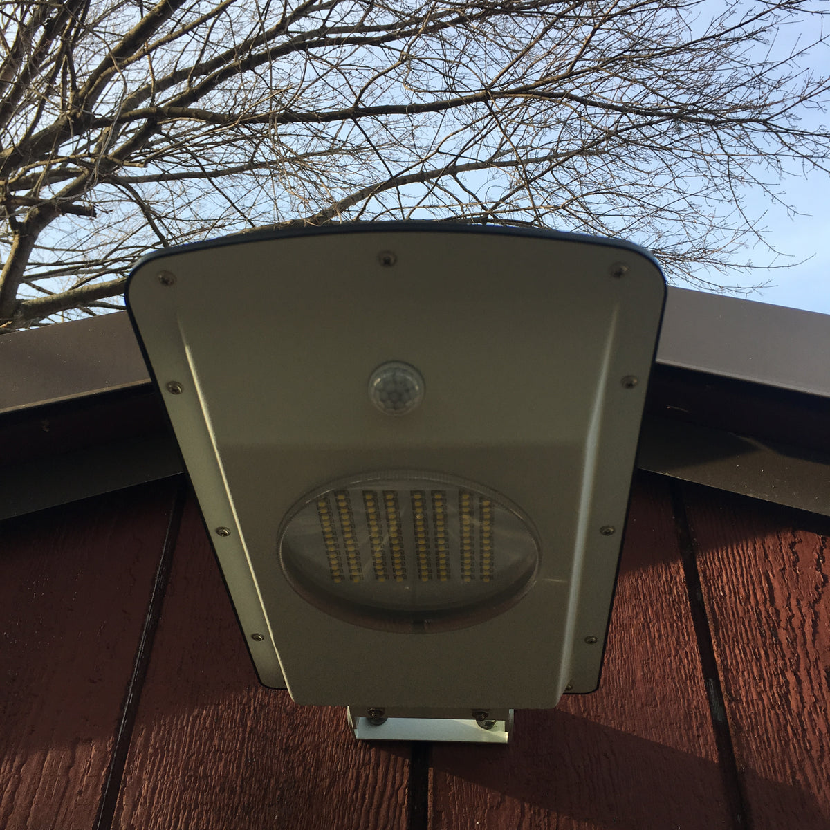 Ultra Bright Motion Activated Solar Security Light - 8W Outdoor Light ...